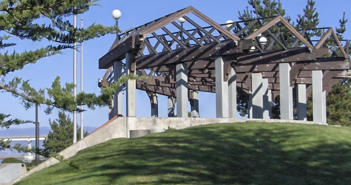 Humboldt Inmate Tries to Flee Work Crew by Taking a Dip in Humboldt Bay ...