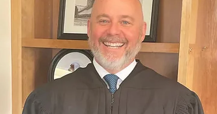 Judge Gregory Kreis Announces Re-Election Campaign, Will Hold Rally at ...