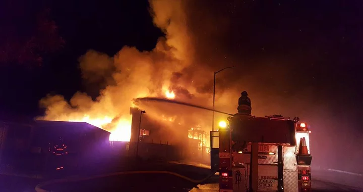 UPDATE: (VIDEO) Firefighters Put Out Early-Morning Warehouse Fire Near ...