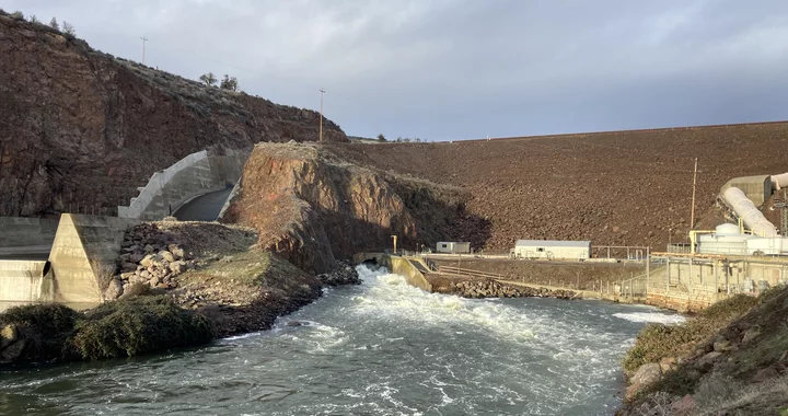 (VIDEO/PHOTOS) Iron Gate Reservoir Drawdown Has Begun as Dam Removal on ...