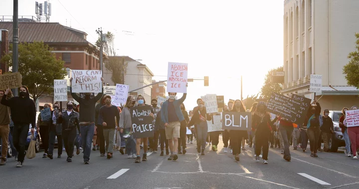 (UPDATES) At Downtown Protest in Support of Justice for Breonna Taylor ...